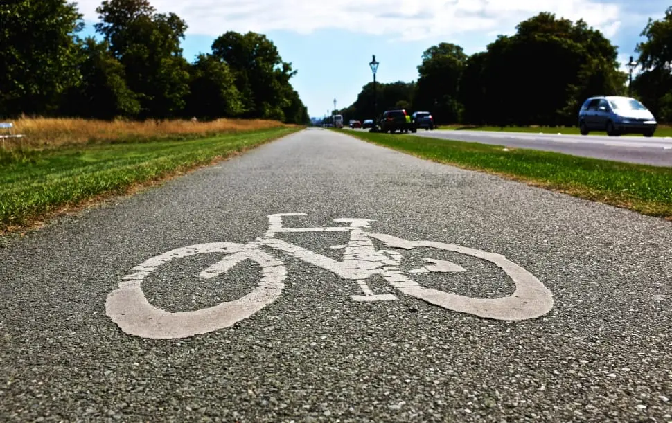 Sharing the Road with Cyclists & Pedestrians Advice